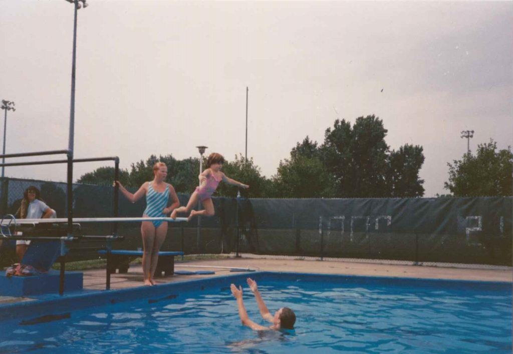 1990 Old Pool Diving Boards – Piscine Valois Pool